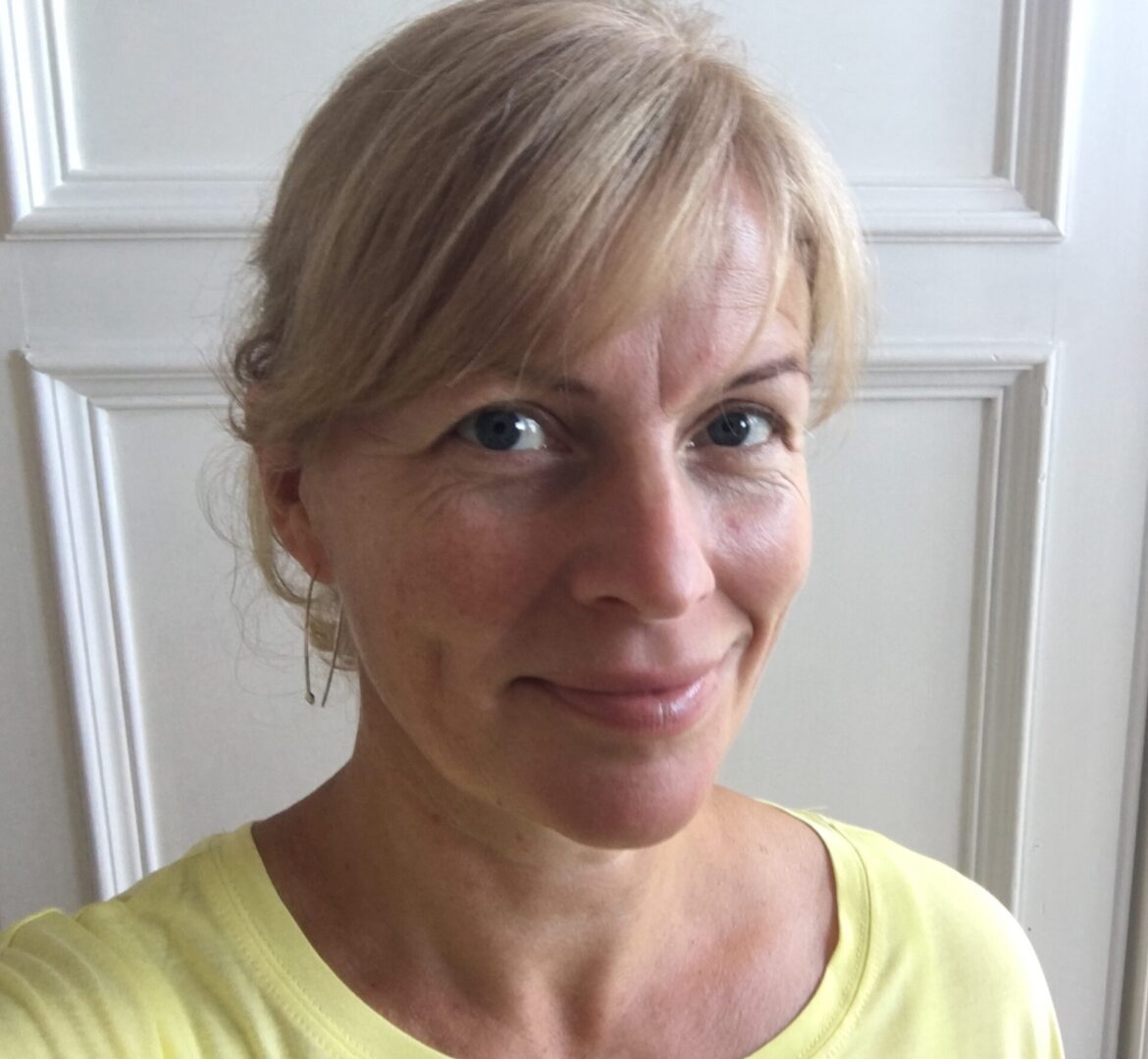 Feathered Quill Author Bios: Ellie Henderson | Featured Independent Author